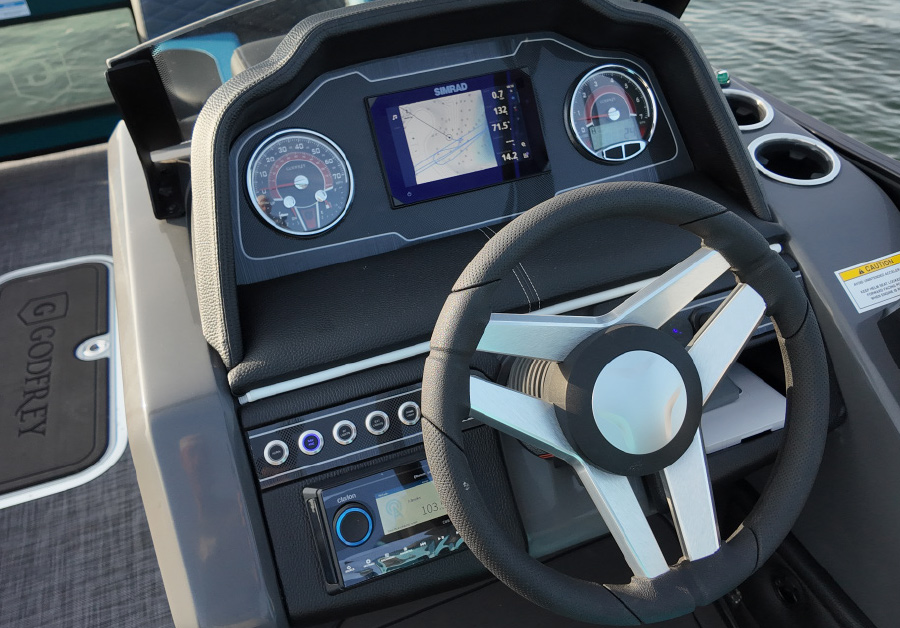 Godfrey Monaco 235 SFL w/ Back Porch